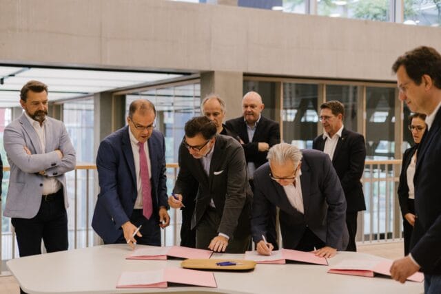 Valens, BESIX en In Advance leveren nieuw hoofdkantoor RTBF op ...
